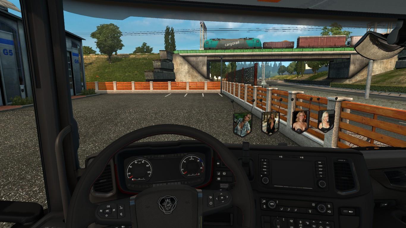 JENNIFER LAWRENCE PENNANTS PACK V1.0 INTERIOR MOD - Euro Truck ...